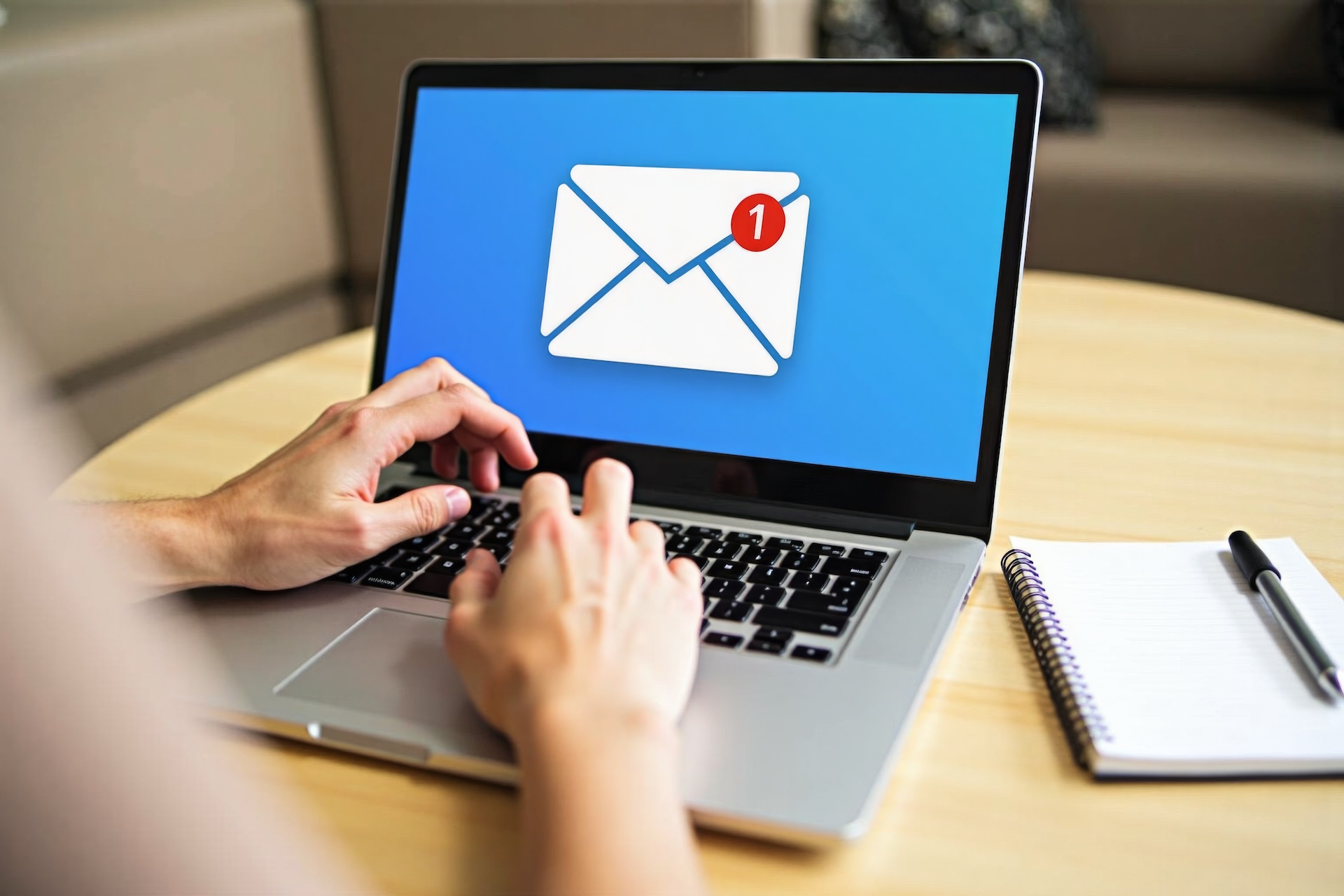 A Business Owner's Guide to Create Stunning Custom Email